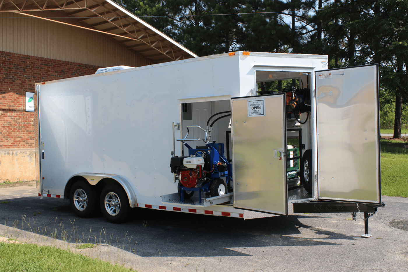 ProPAK PC2, Air Barrier Rig, 833, Gas Powered, 16' 10,400 lb Trailer ...